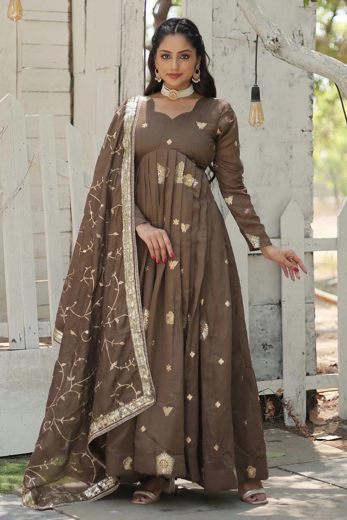 Buy Vichitra Shimmer Readymade Long Gown NCGW11112429 – Ninecolours.com